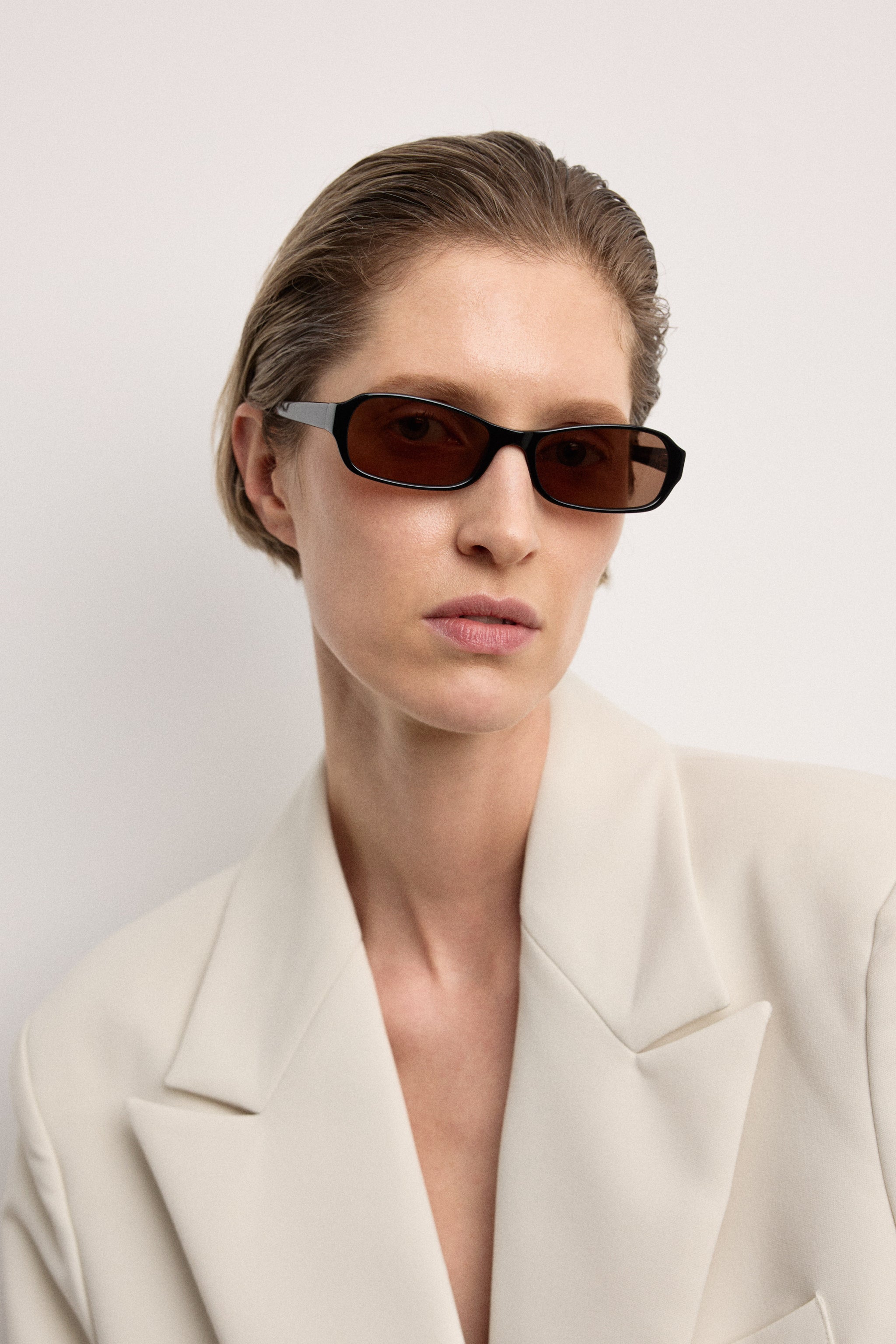 Juno Black Sunglasses — DMY Studios